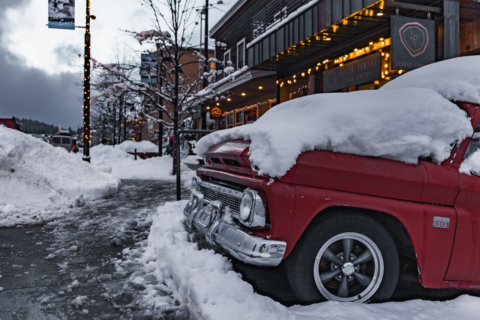 9 Beautiful Snowy Places to Visit in USA - Wandernity